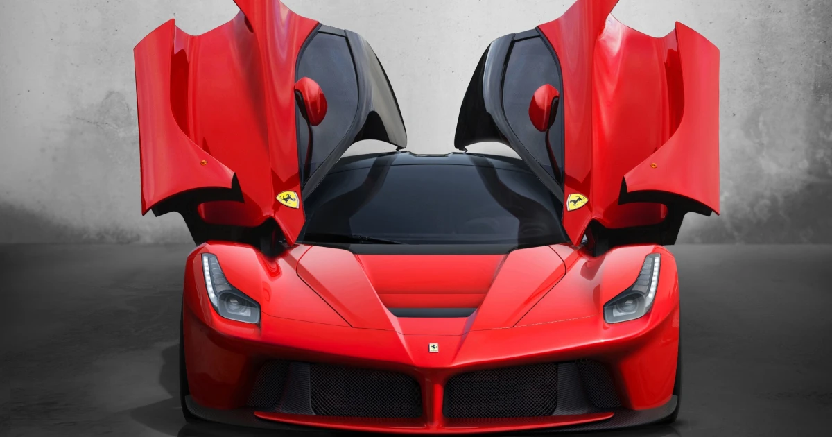 Příběh pokračuje. Tohle je šest Ferrari, která jsou jako výhra v ...