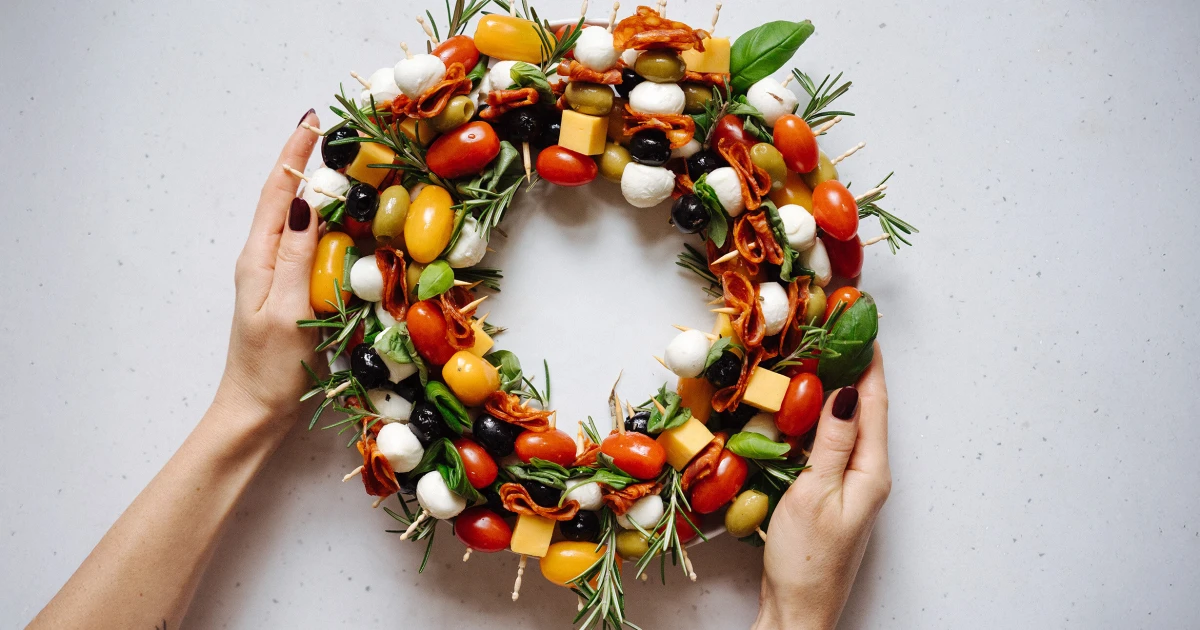 Efektně i efektivně. Jedlý věnec z jednohubek na Vánoce & Silvestra ...