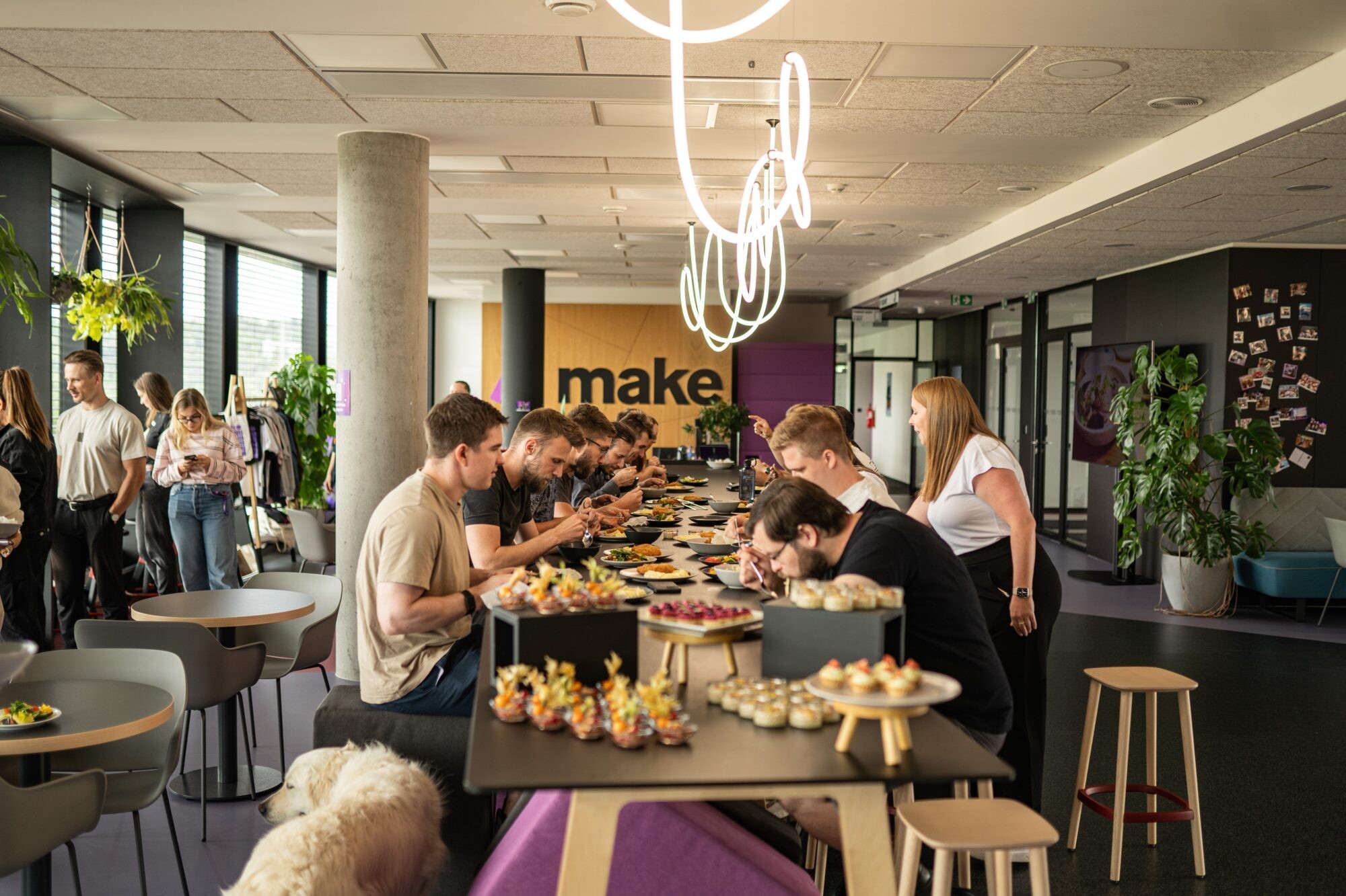 Z kontejnerů k milionům. Terminál Karlín teď sází na večírky i firemní ...